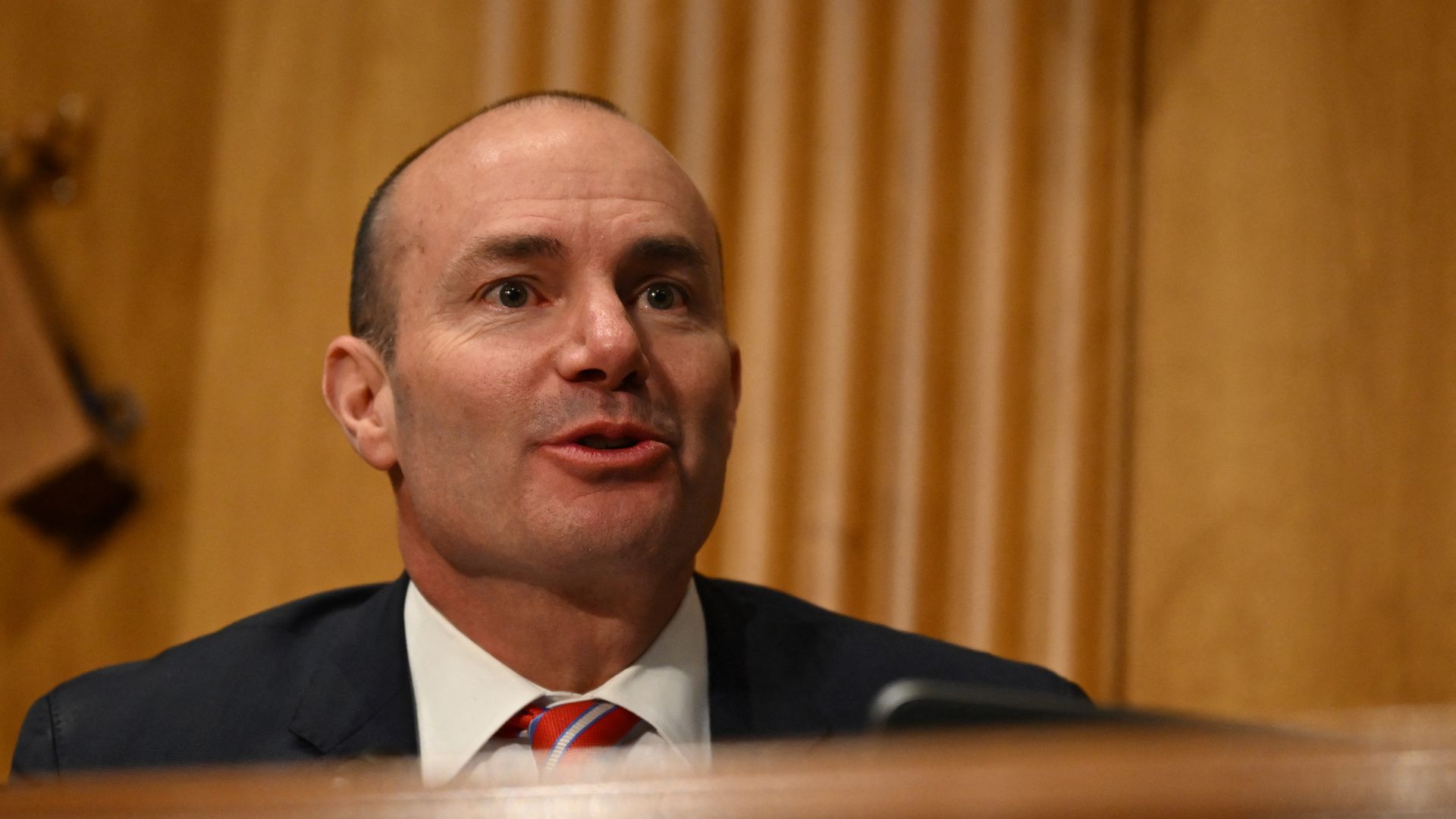 Sen. Mike Lee called to resign for "disgusting" posts about Minnesota shooting - Axios Salt Lake ...