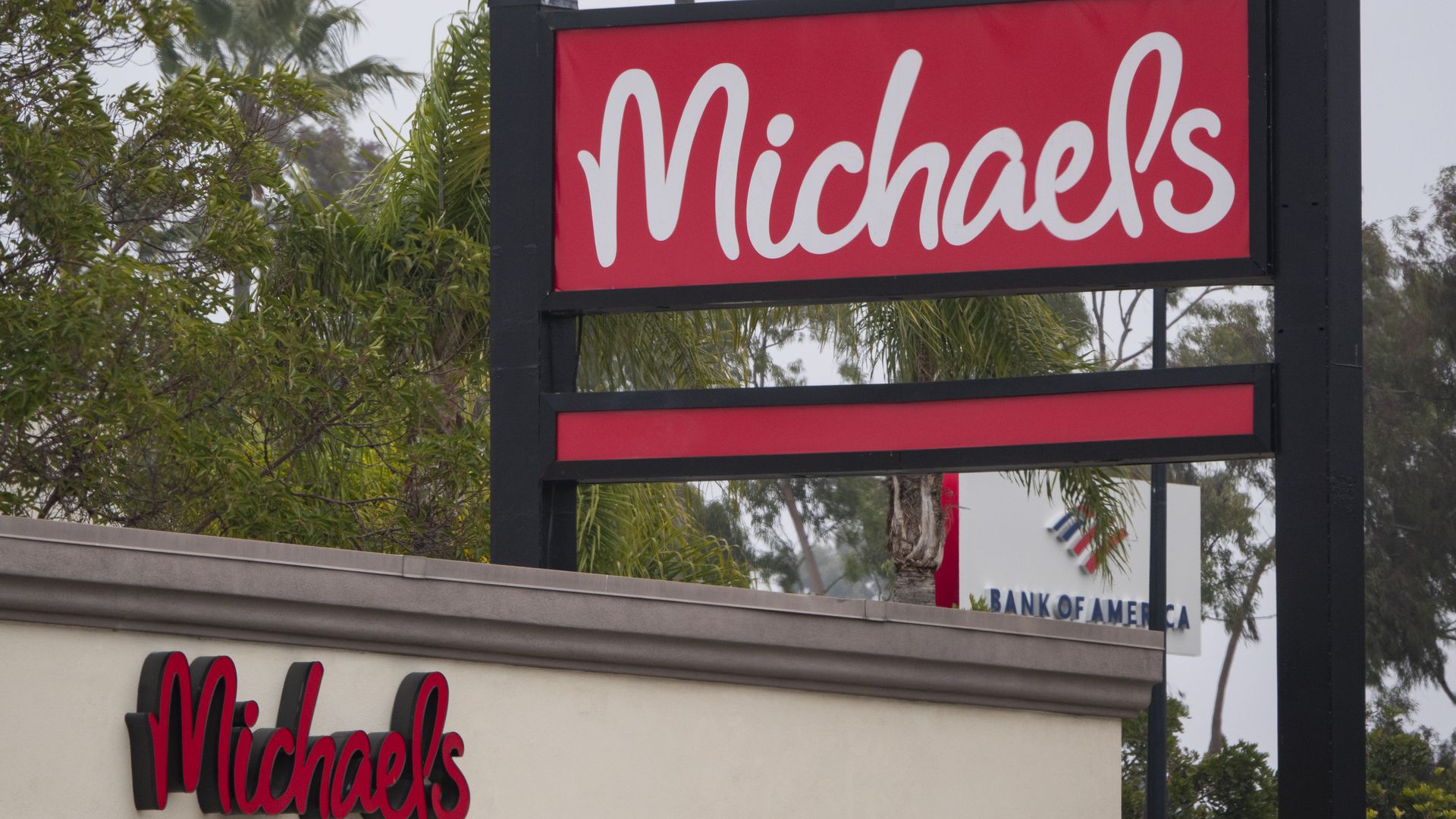 Michaels stores add party supplies, balloons after Party City exit