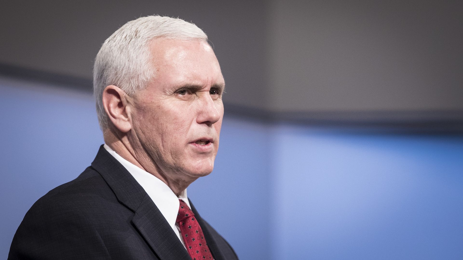 Pence says U.S. aims to return astronauts to the moon in 5 years