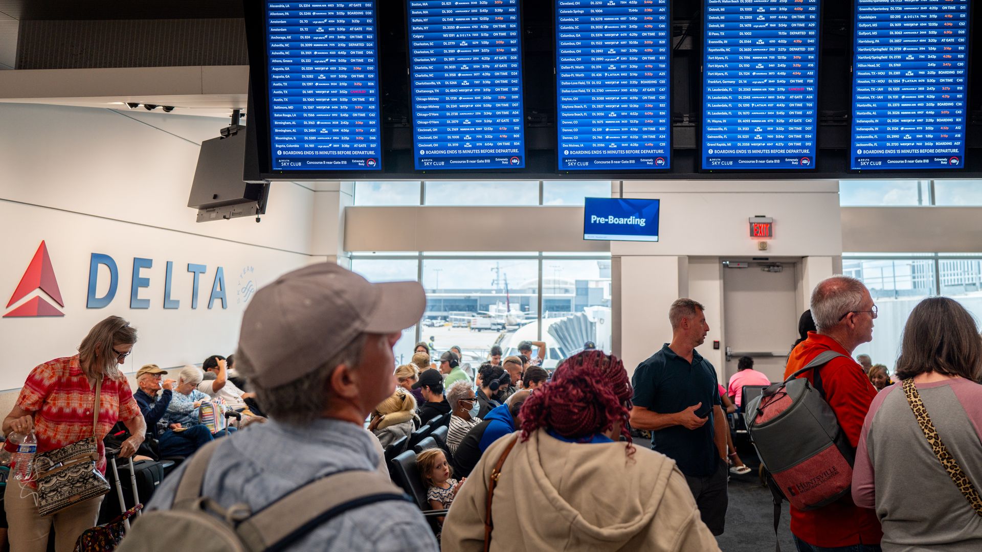 Delta's top-notch reputation takes a hit after flight cancellations ...