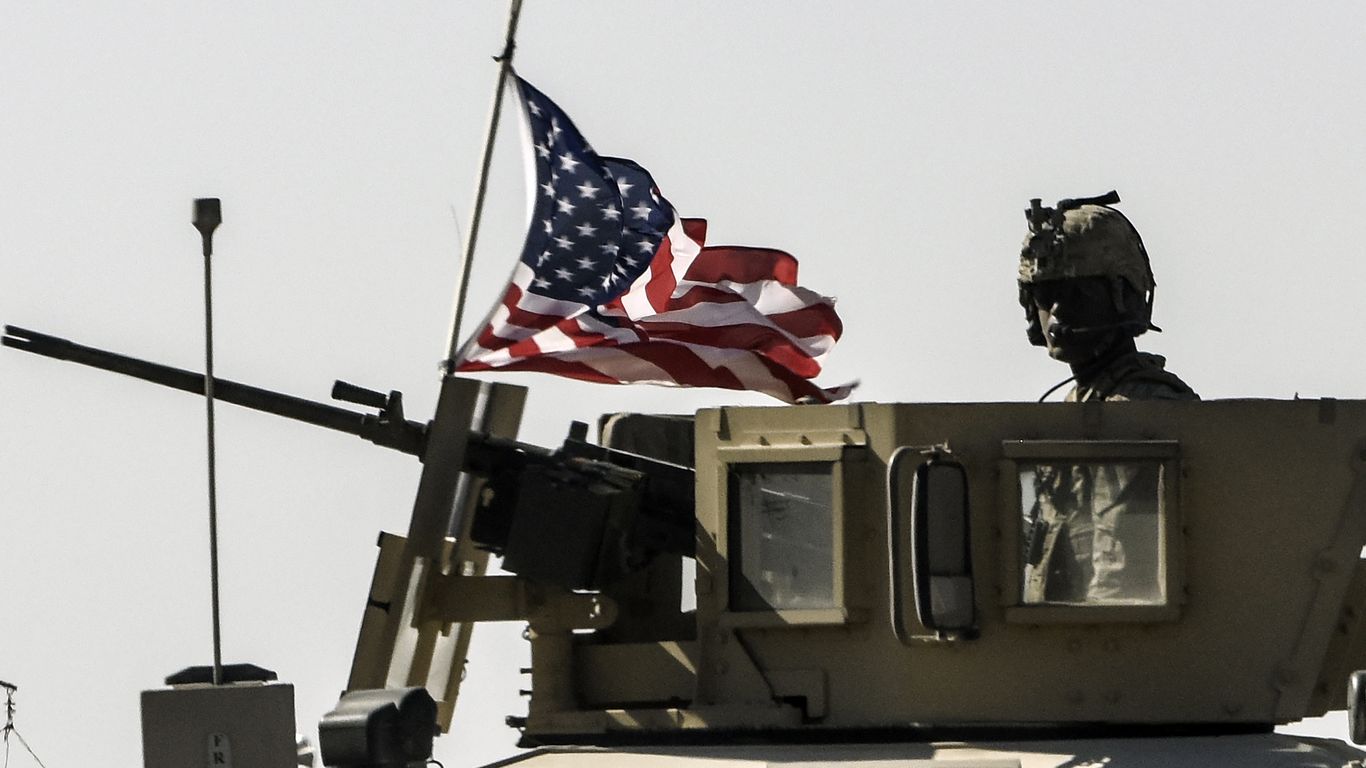 Pro-Assad forces again gathering near Syrian deconfliction line