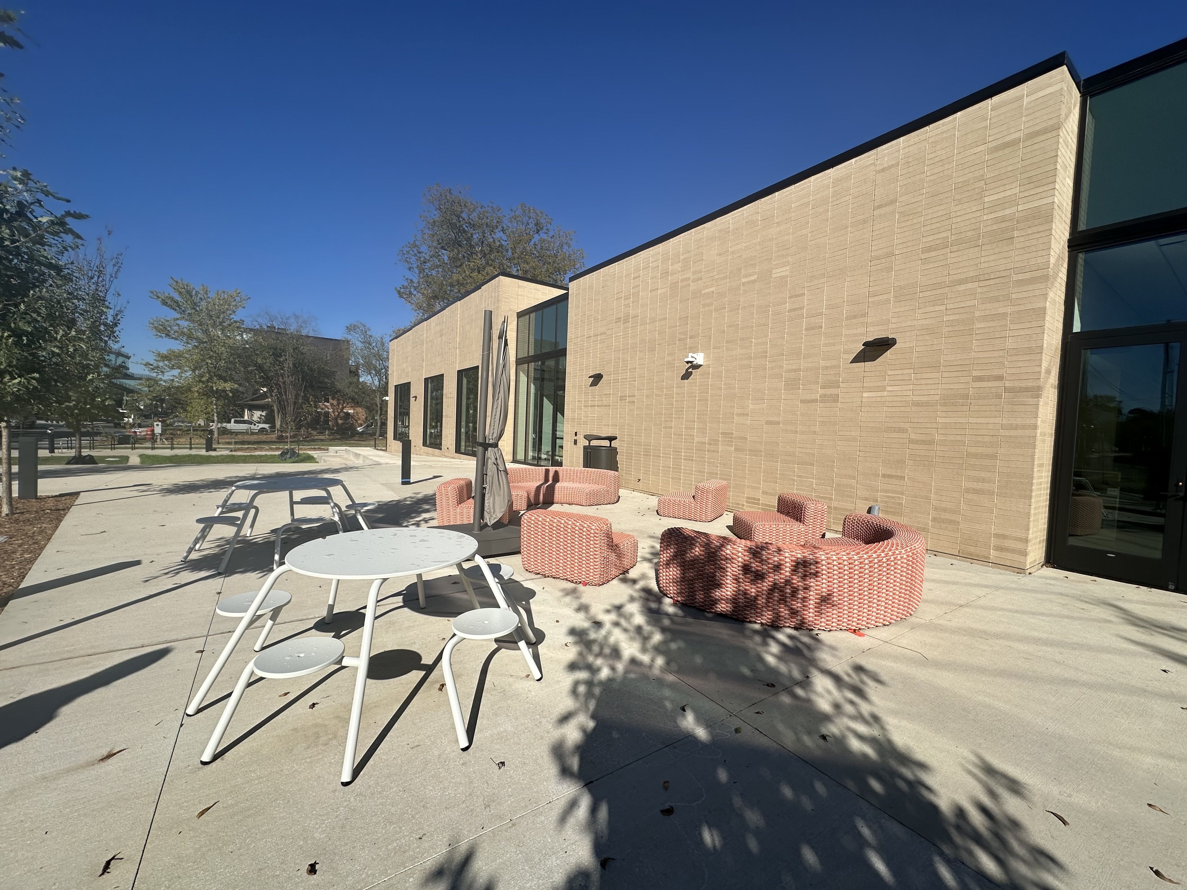 Bentonville library open after 23,000-square-foot expansion - Axios NW ...