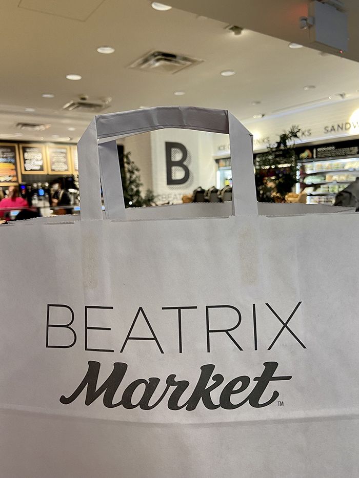 CLT guide: Dining at Charlotte Douglas International Airport - Axios ...