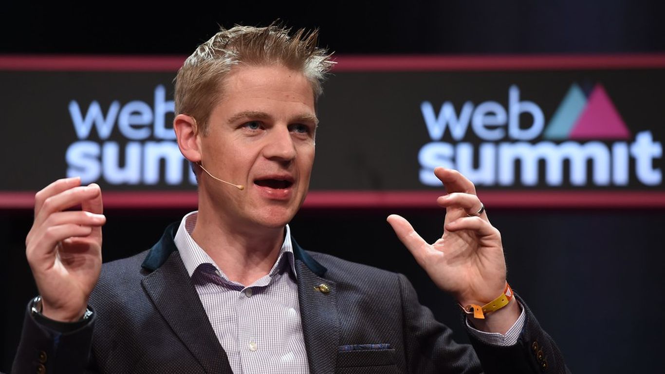 FanDuel CEO leaves for e-sports startup
