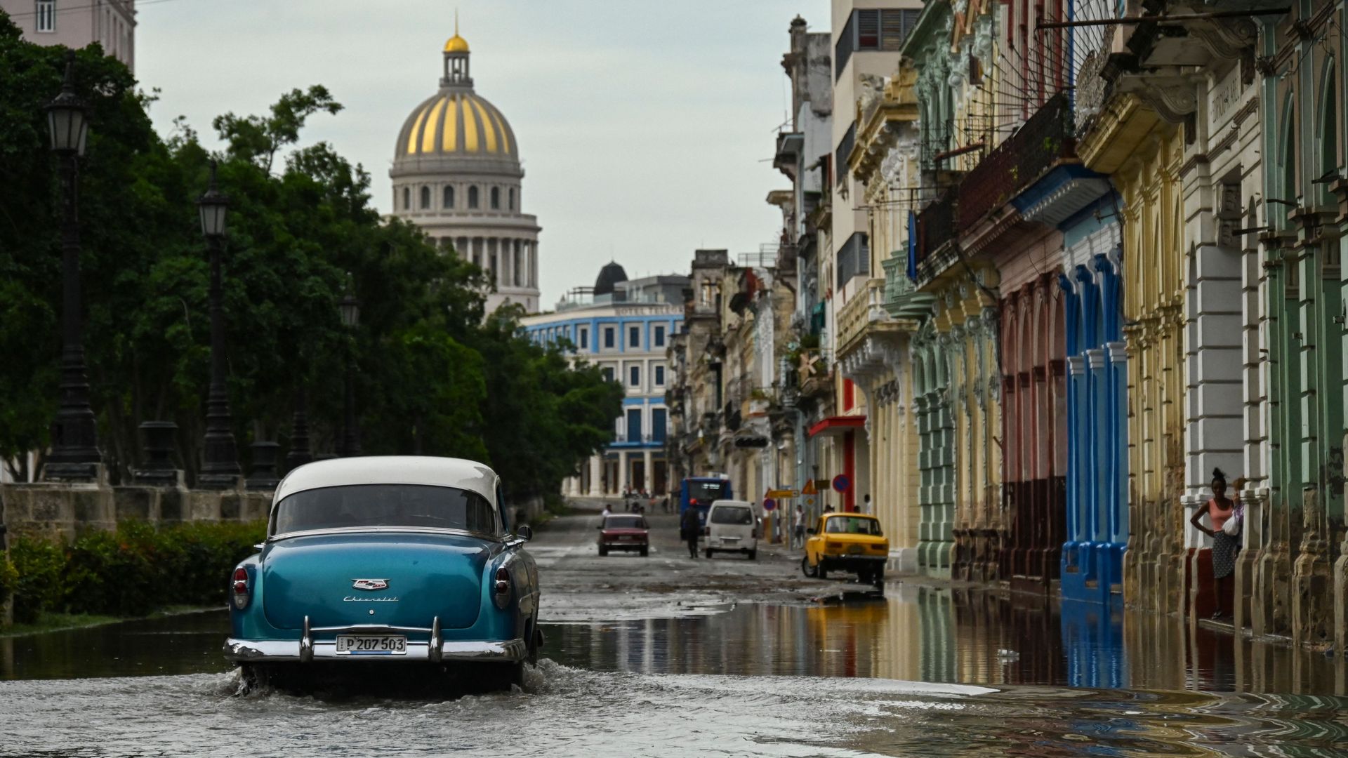 Cuba begins to restore electricity after major storm