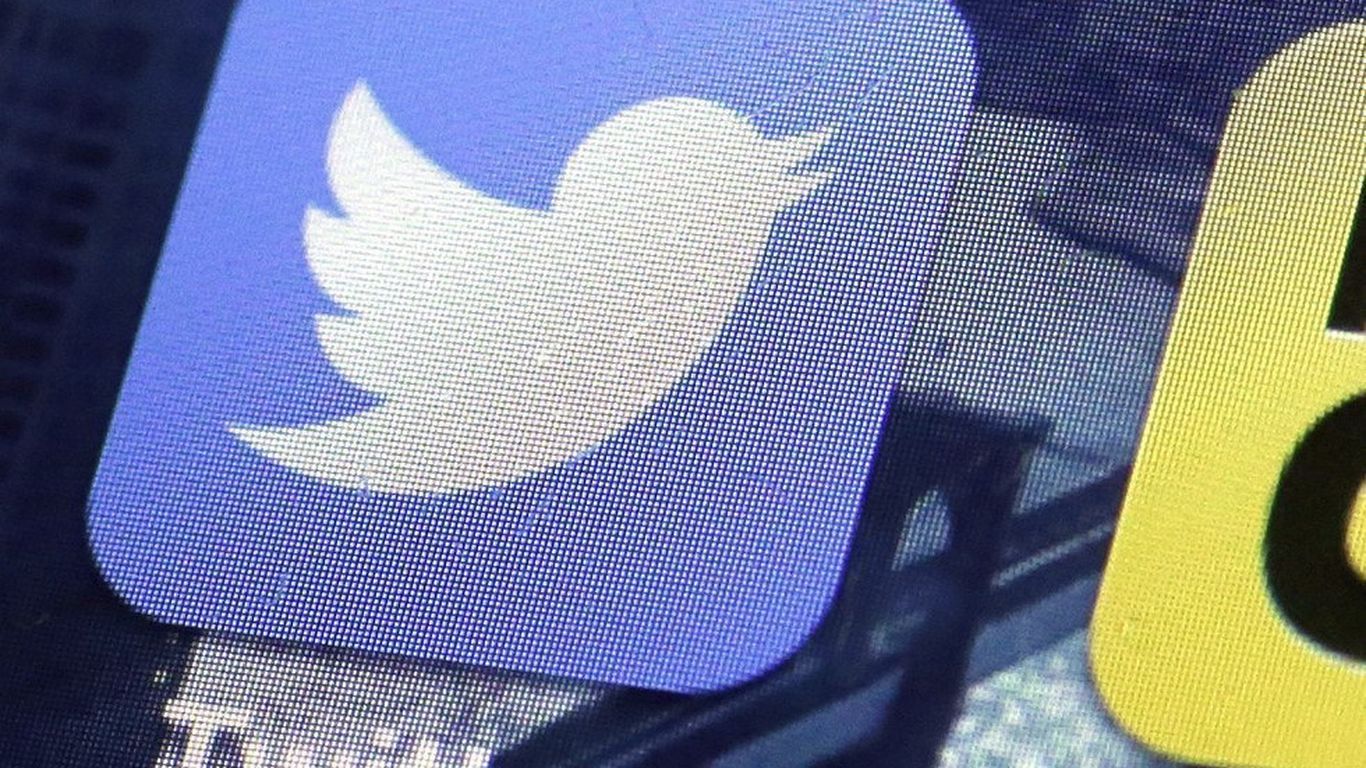 Twitter stock price continues to tumble