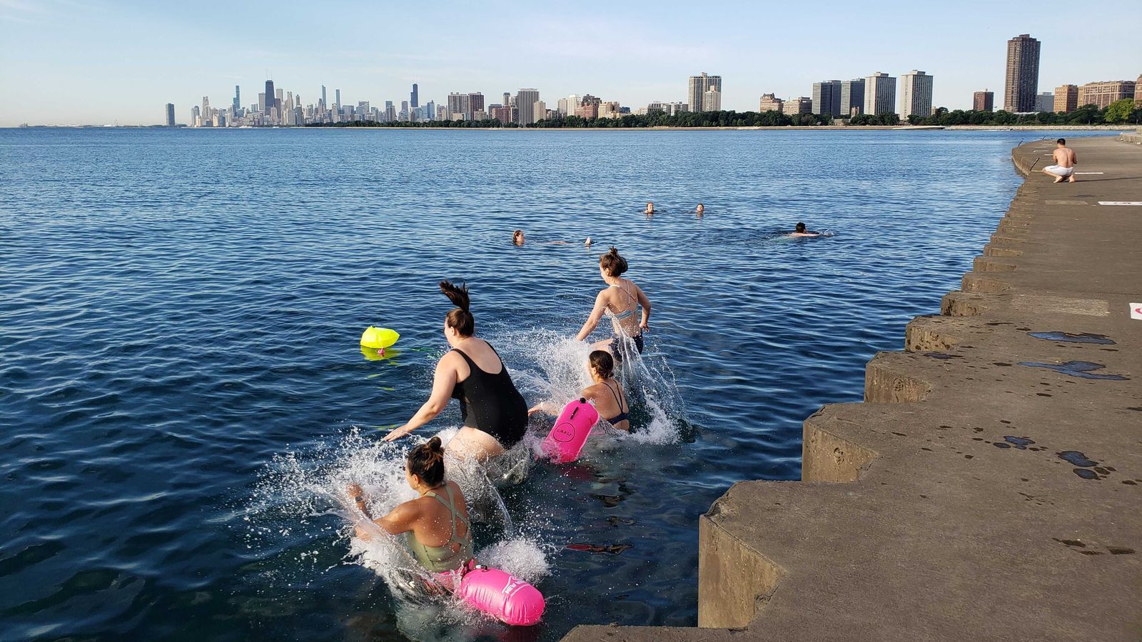 Everyone's welcome at Chicago's Friday Morning Swim Club - Axios Chicago