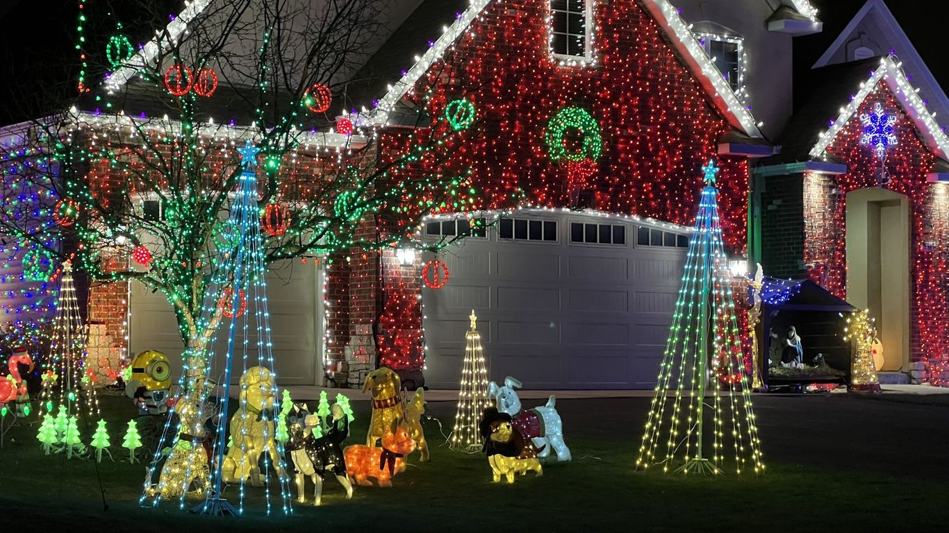 The best Christmas light displays and shows in the Twin Cities - Axios ...