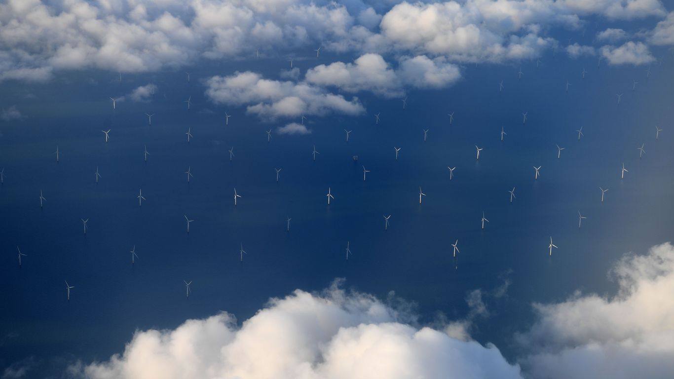 Wind, solar power in Europe outpaces coal for the first time