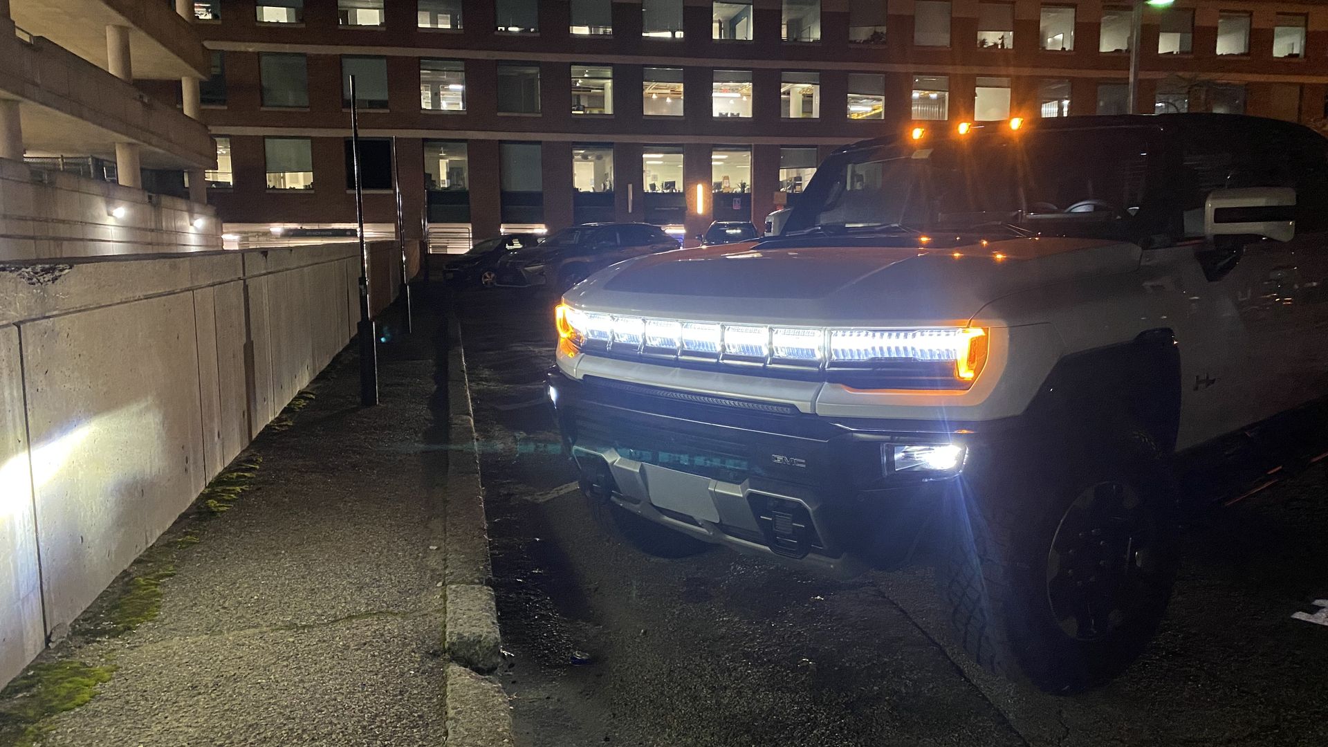 Climate Wheels: 🛞 GMC Hummer EV