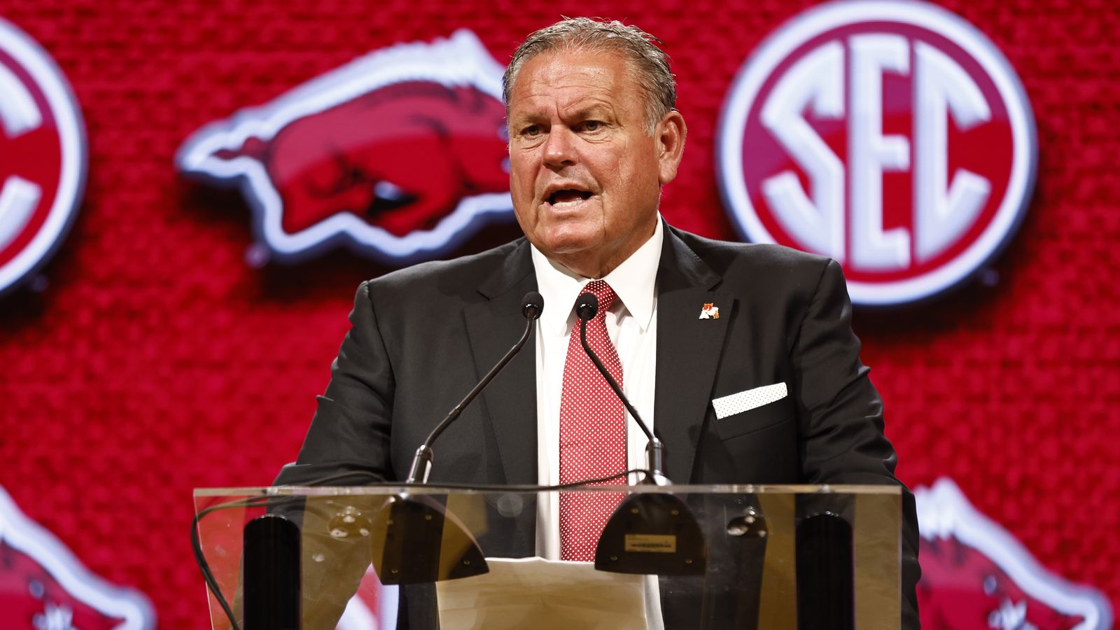 Razorbacks travel for home season opener at War Memorial - Axios NW ...