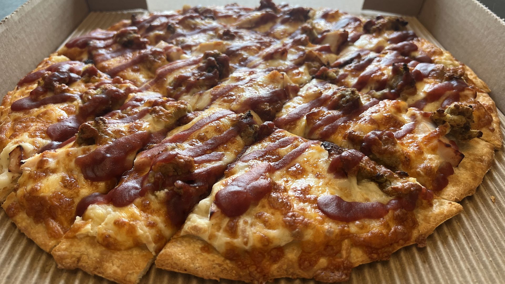 JT's Pizza brings back The Gobbler Thanksgiving pizza - Axios Columbus