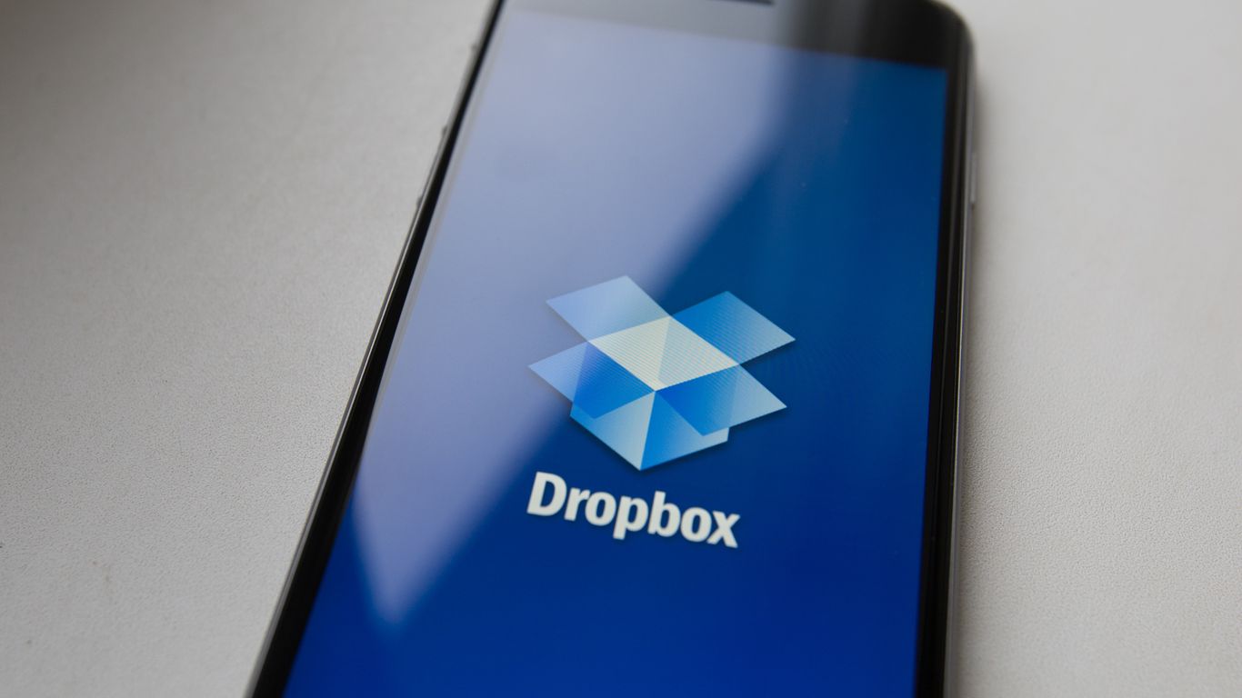 Dropbox sets IPO terms