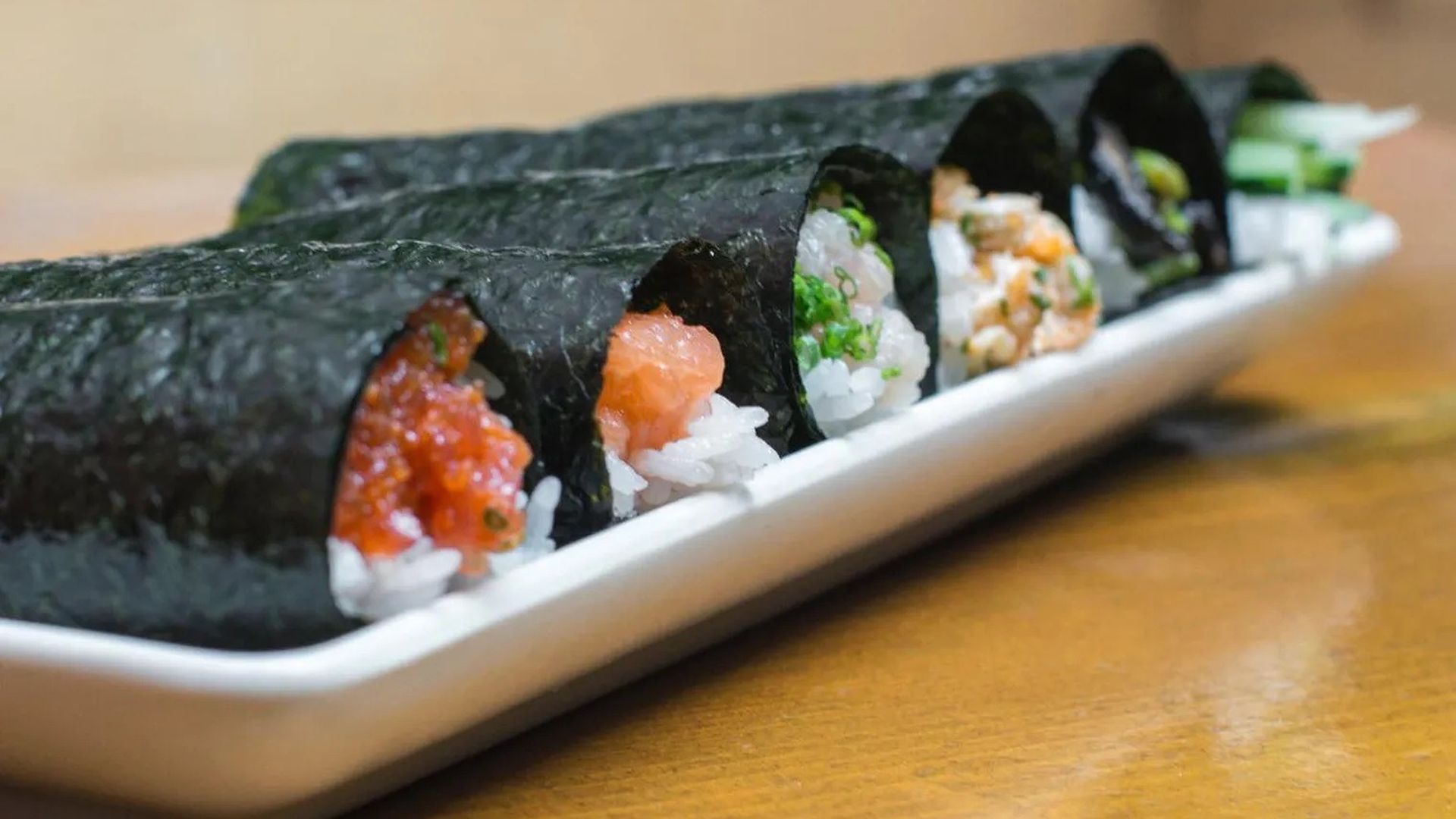 Hand roll sushi restaurant Sharigato coming to Optimist Park - Axios ...