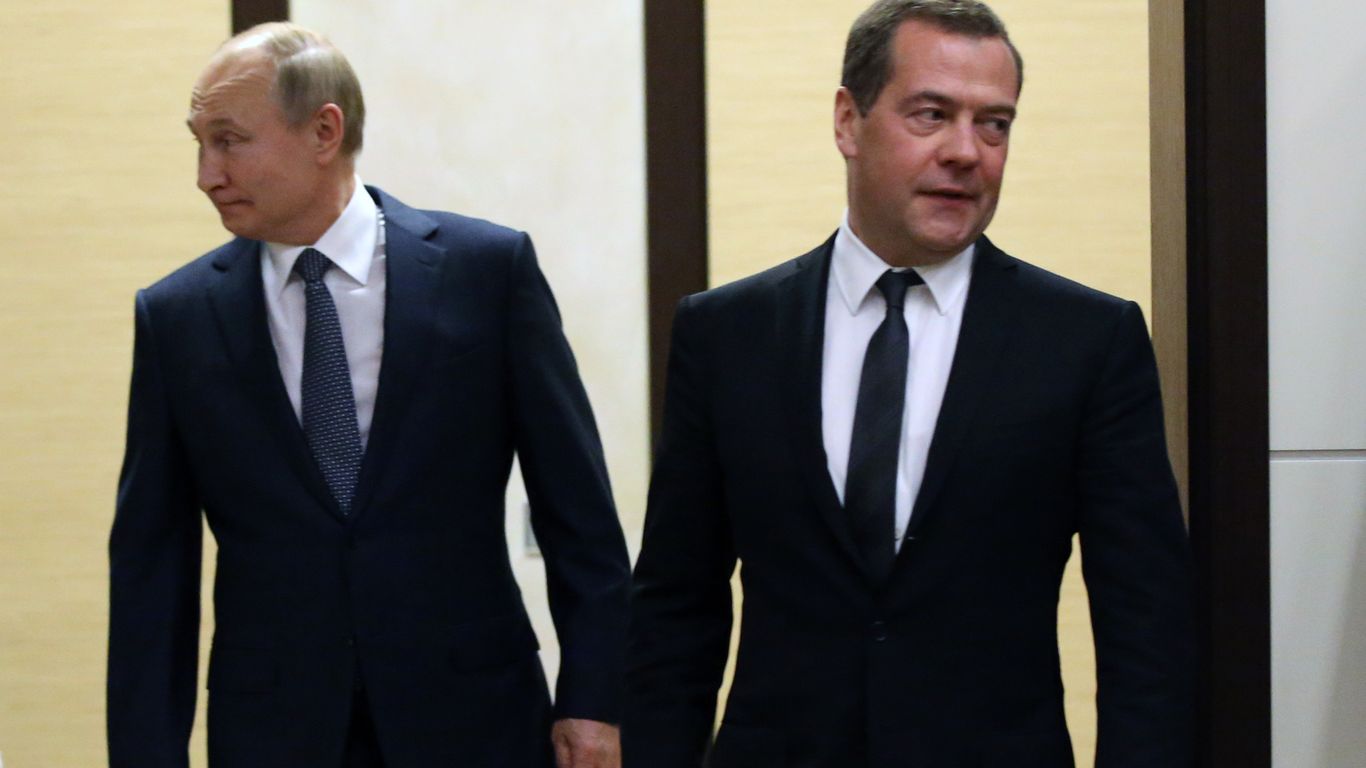 Dmitry Medvedev Resigns As Russias Pm Amid Vladimir Putins Shake Up