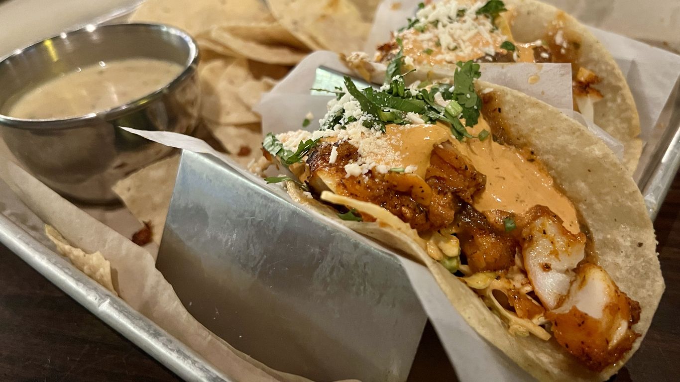 One taco to go: Union Bear - Axios Dallas