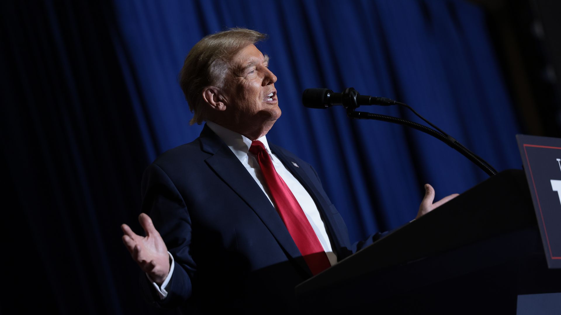 Trump says he purposefully mixes up politicians' names