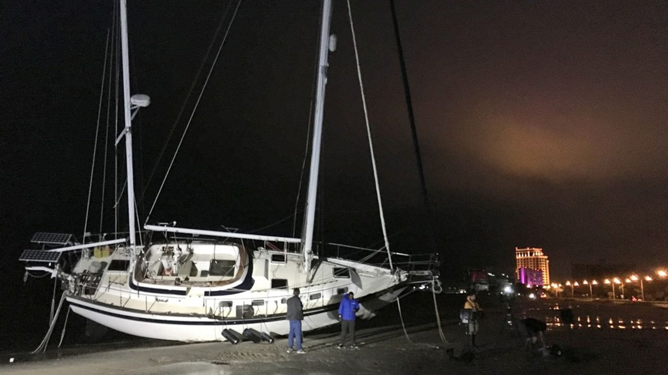 Nate makes landfall, weakens to tropical storm Nate makes landfall, weakens to tropical storm