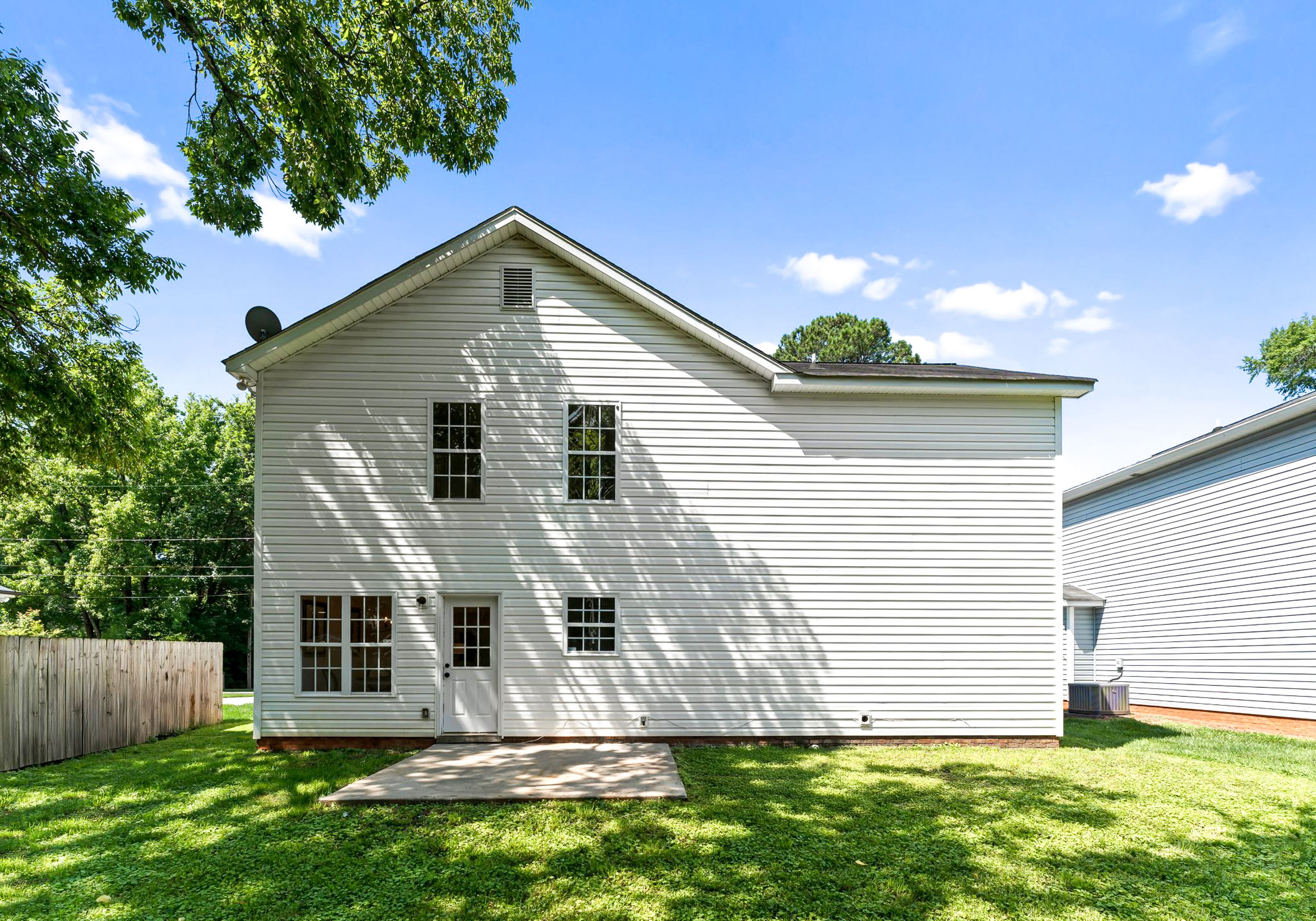 Hot homes: 5 houses for sale in Charlotte ranging from $329K to $1.35M ...