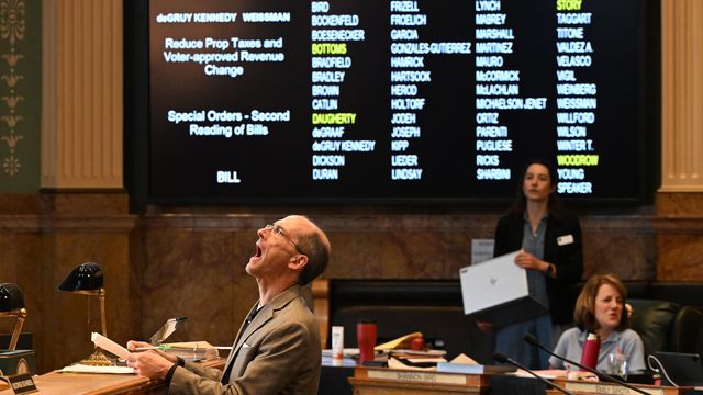 Colorado Democrats rush through major bills in final hours of session ...