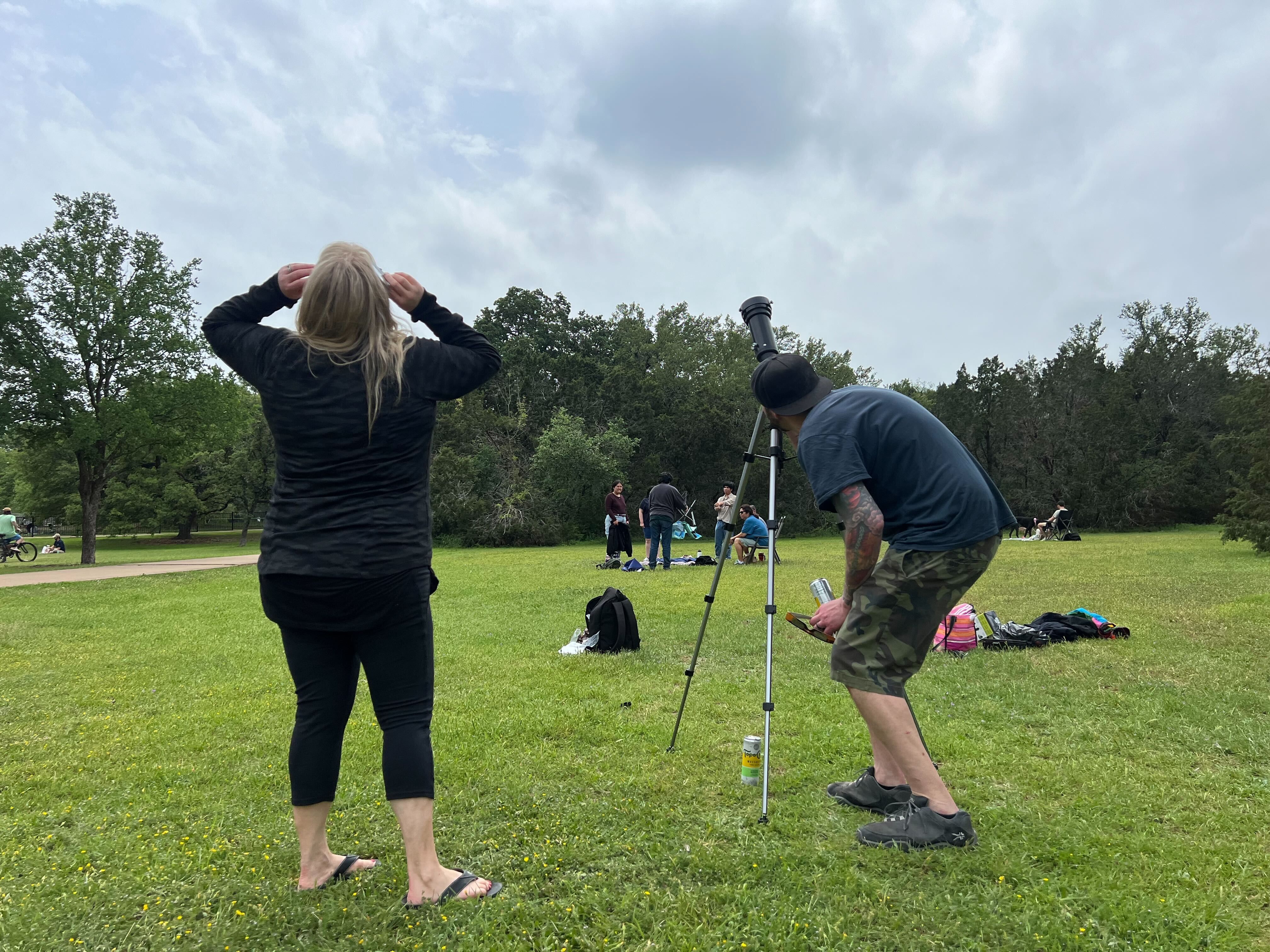 What the total solar eclipse looked like across Texas - Axios Austin