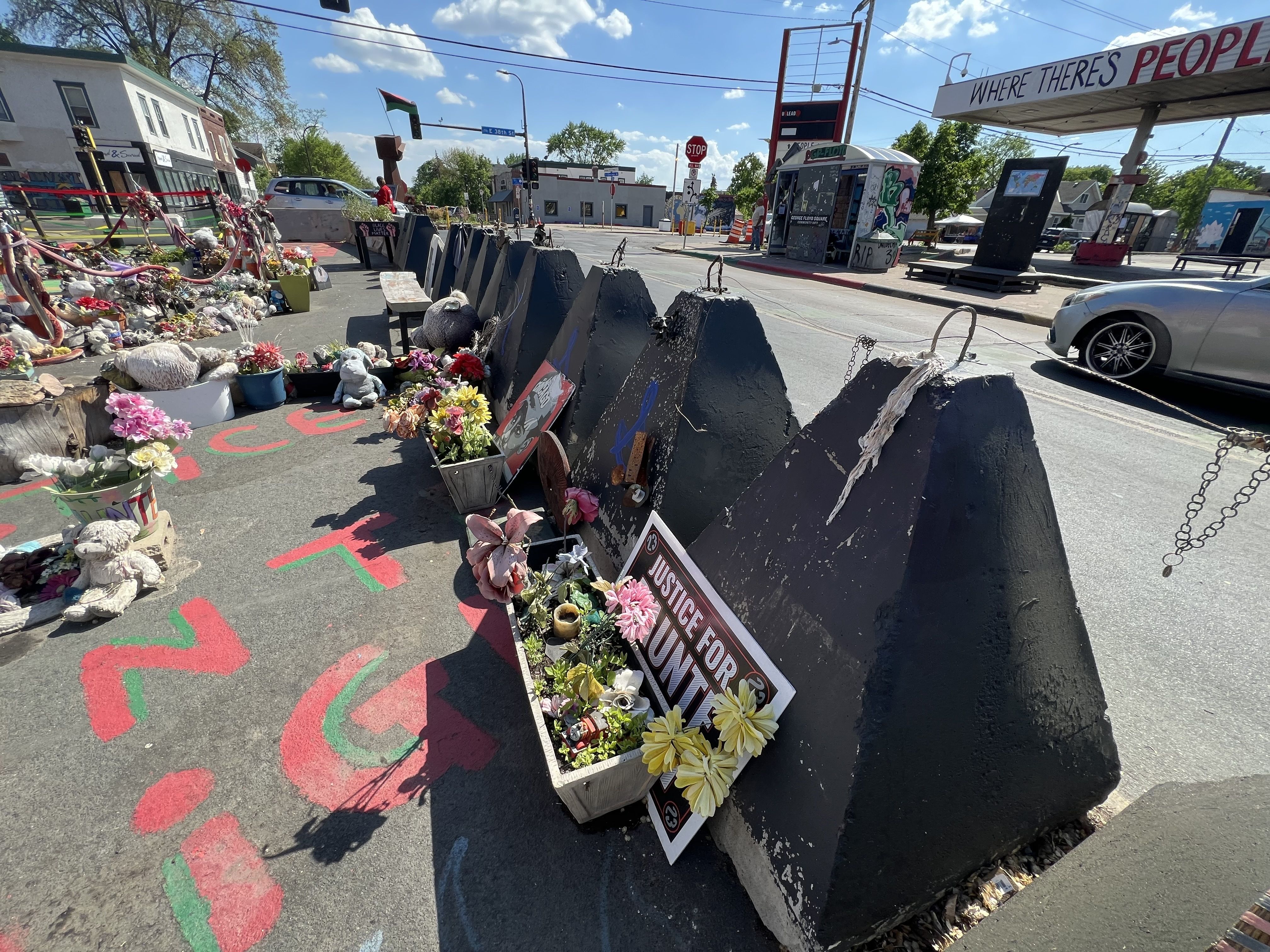 The fight for the soul of George Floyd Square - Axios Twin Cities