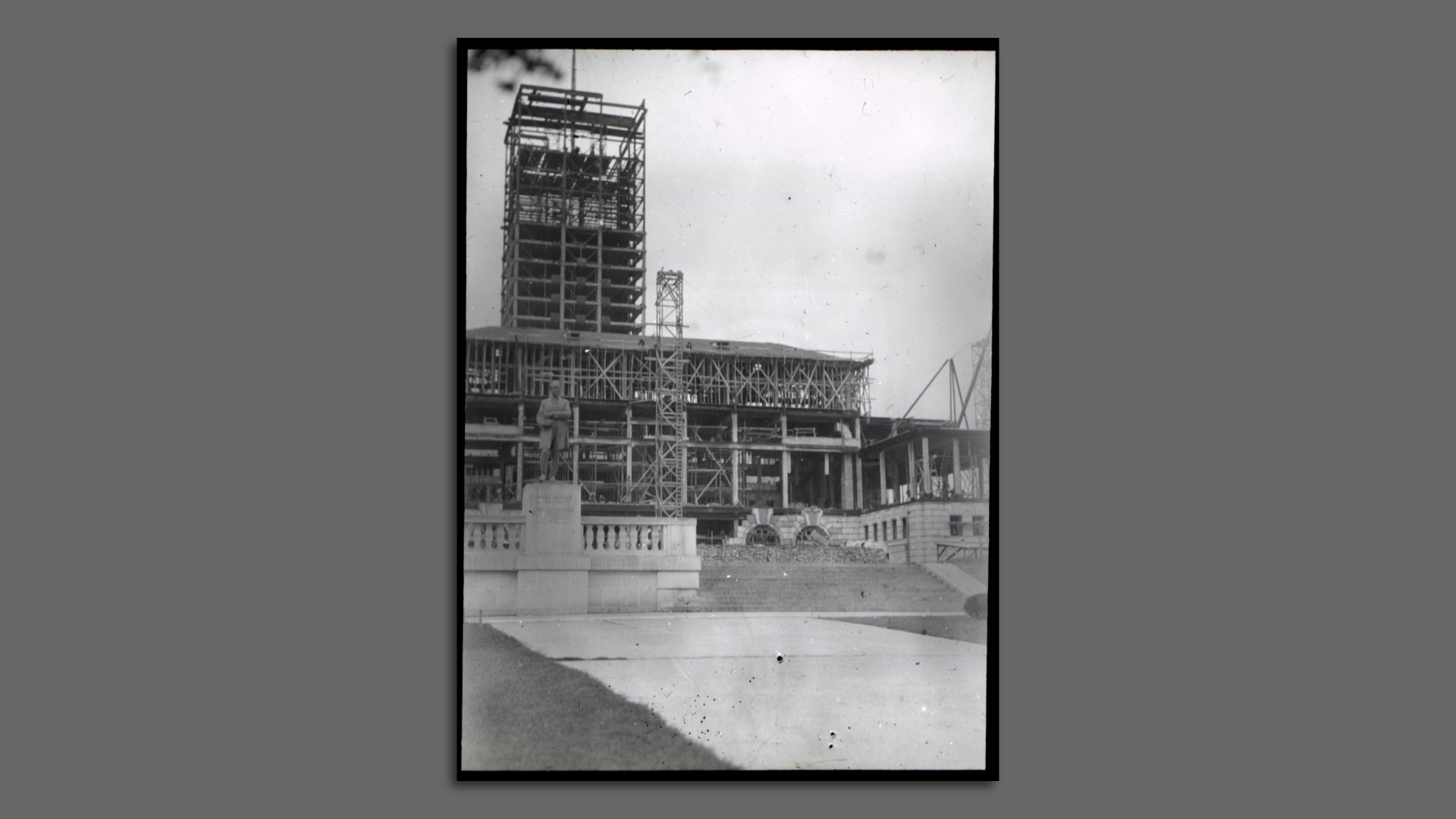 UT's Tower restoration set to begin this fall - Axios Austin