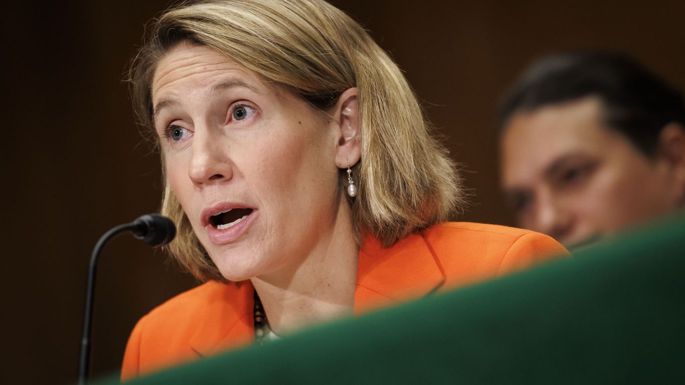 Industry objects to re-appointing SEC commissioner