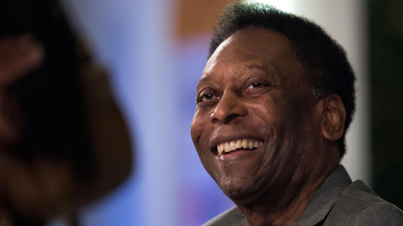Soccer legend Pelé dies at 82