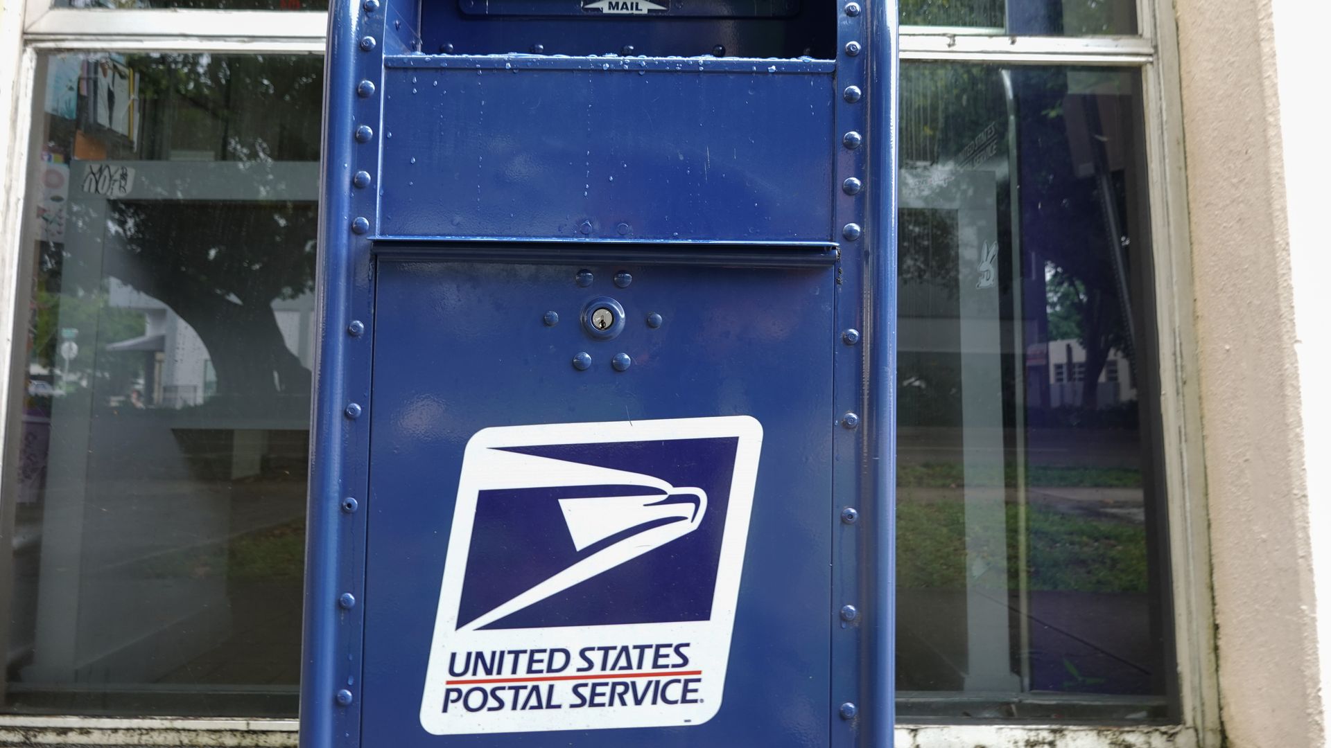 New postmaster general: David Steiner, former Waste Management CEO, picked
