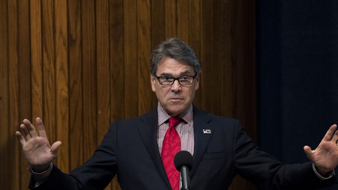 Commission rejects Perry's push to guarantee coal and nuclear revenues