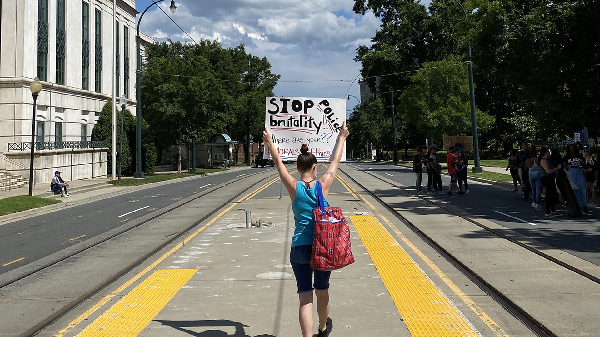 Weekend protests erupt in Charlotte in response to police killing of ...