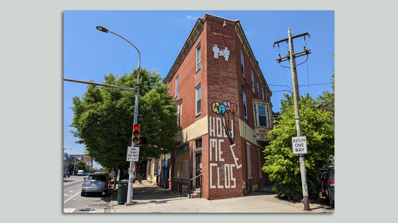 Kermit Gosnell, convicted abortion doctor, is racking up tax bills on ...