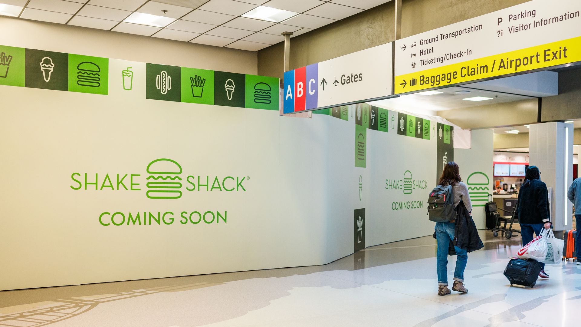 Where to eat at the Pittsburgh airport - Axios Pittsburgh