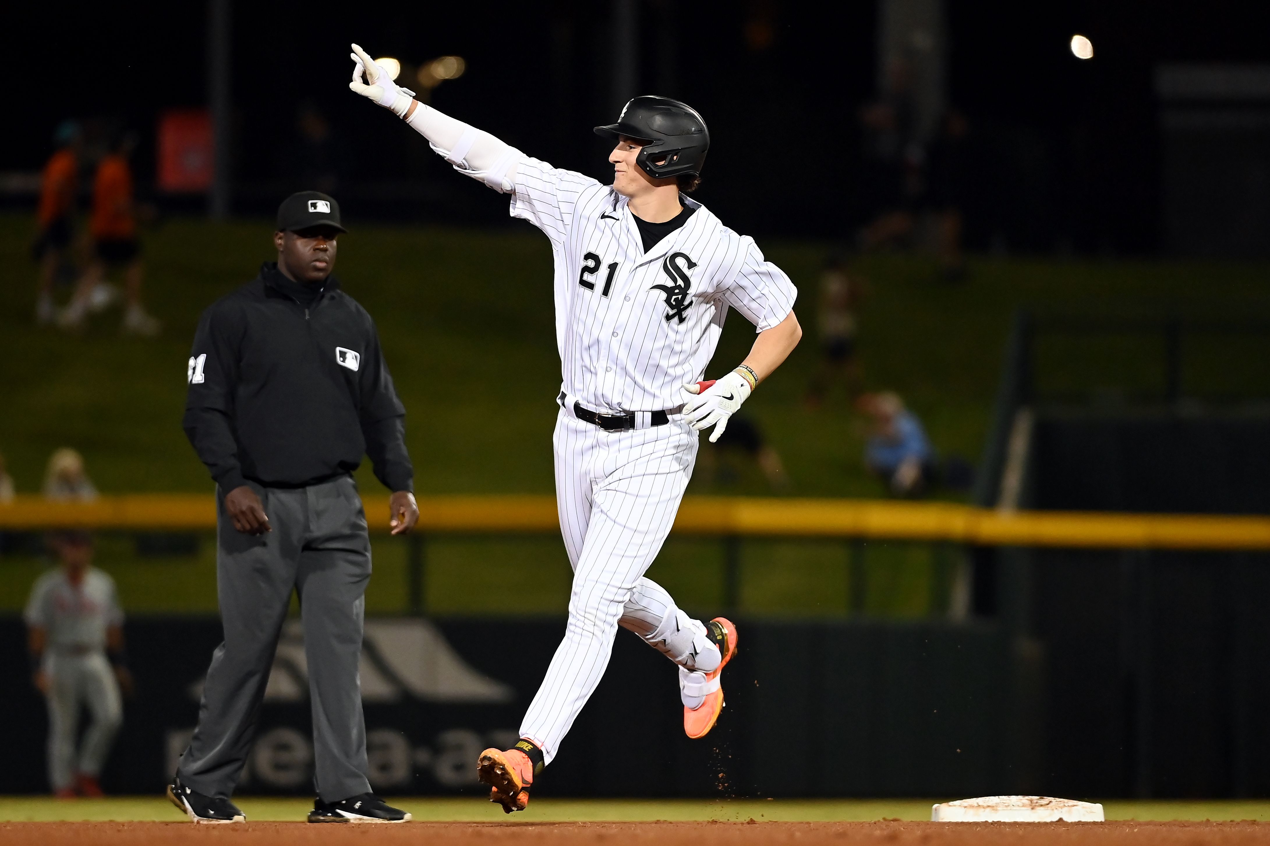 Chicago White Sox spring training: 5 players to watch - Axios Chicago