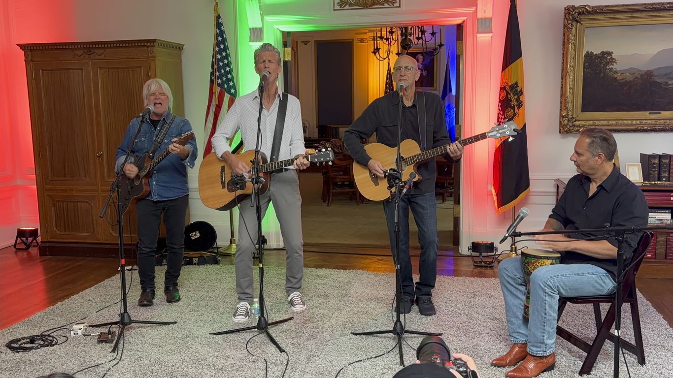 The Clarks perform first-ever concert in Pittsburgh mayor's office ...