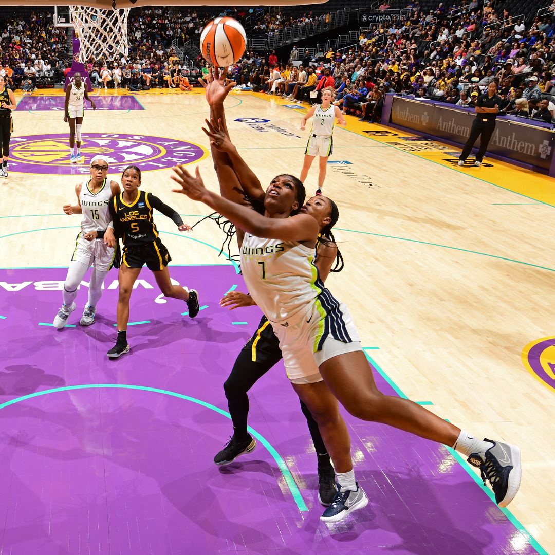 Everett Cook - Axios