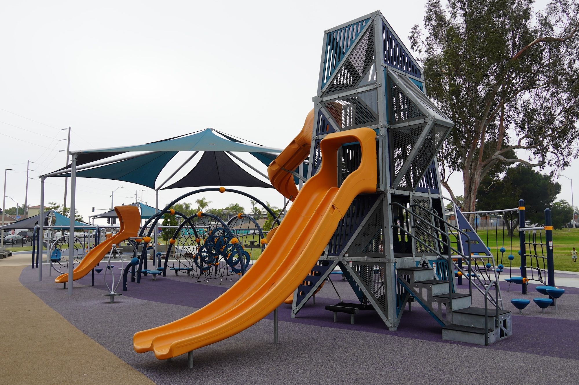 New playground and basketball court open at South Bay park - Axios San ...