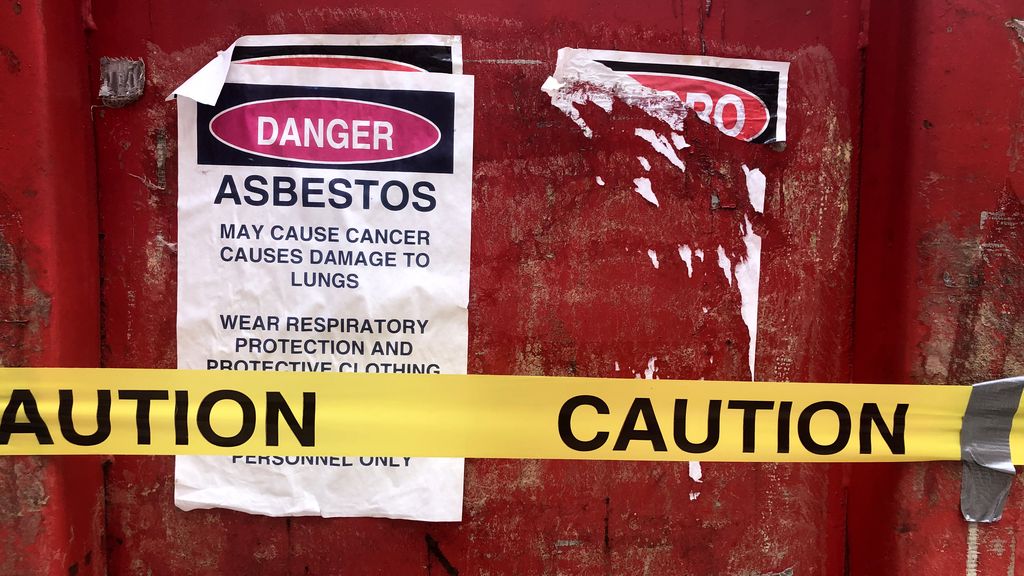 EPA bans import and use of last form of asbestos in U.S.