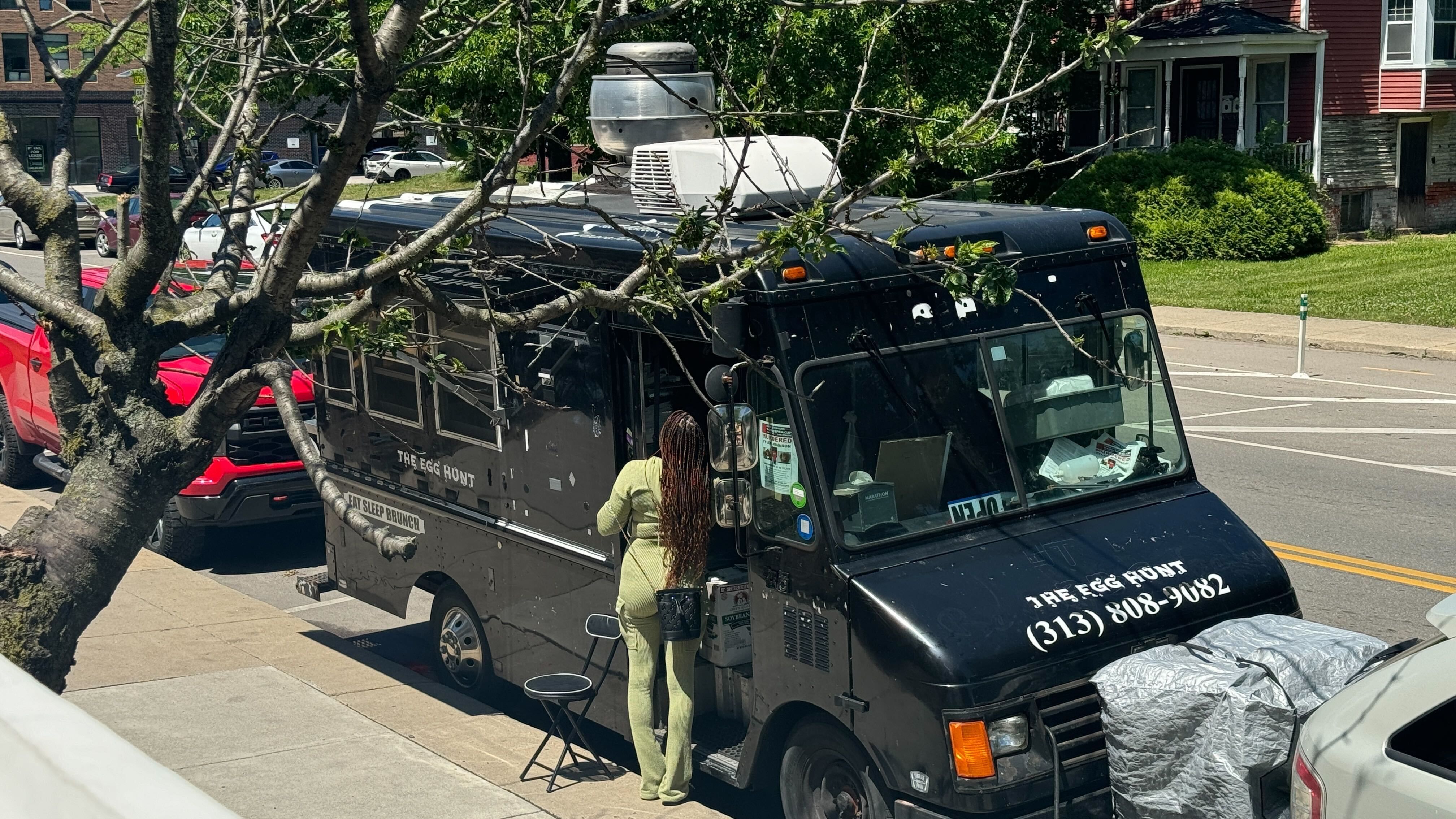 Egg Hunt food truck holds down brunch in West Village - Axios Detroit