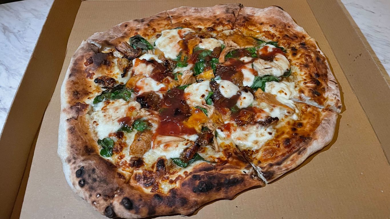 Pop-up pizza in Smoky Hollow - Axios Raleigh