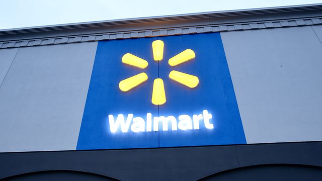 Christmas Eve hours 2024: When Walmart, Costco, Target, CVS are open