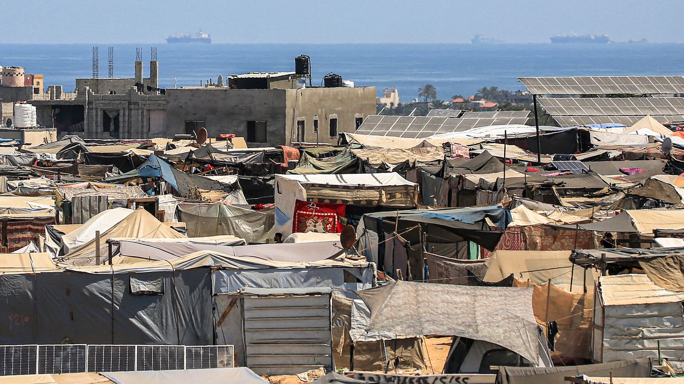 Half a million people in Gaza face starvation risk: report