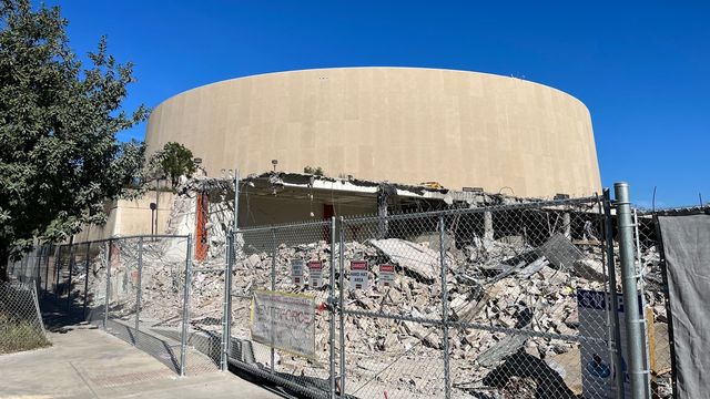 Demolition of the University of Texas' Erwin Center begins - Axios Austin