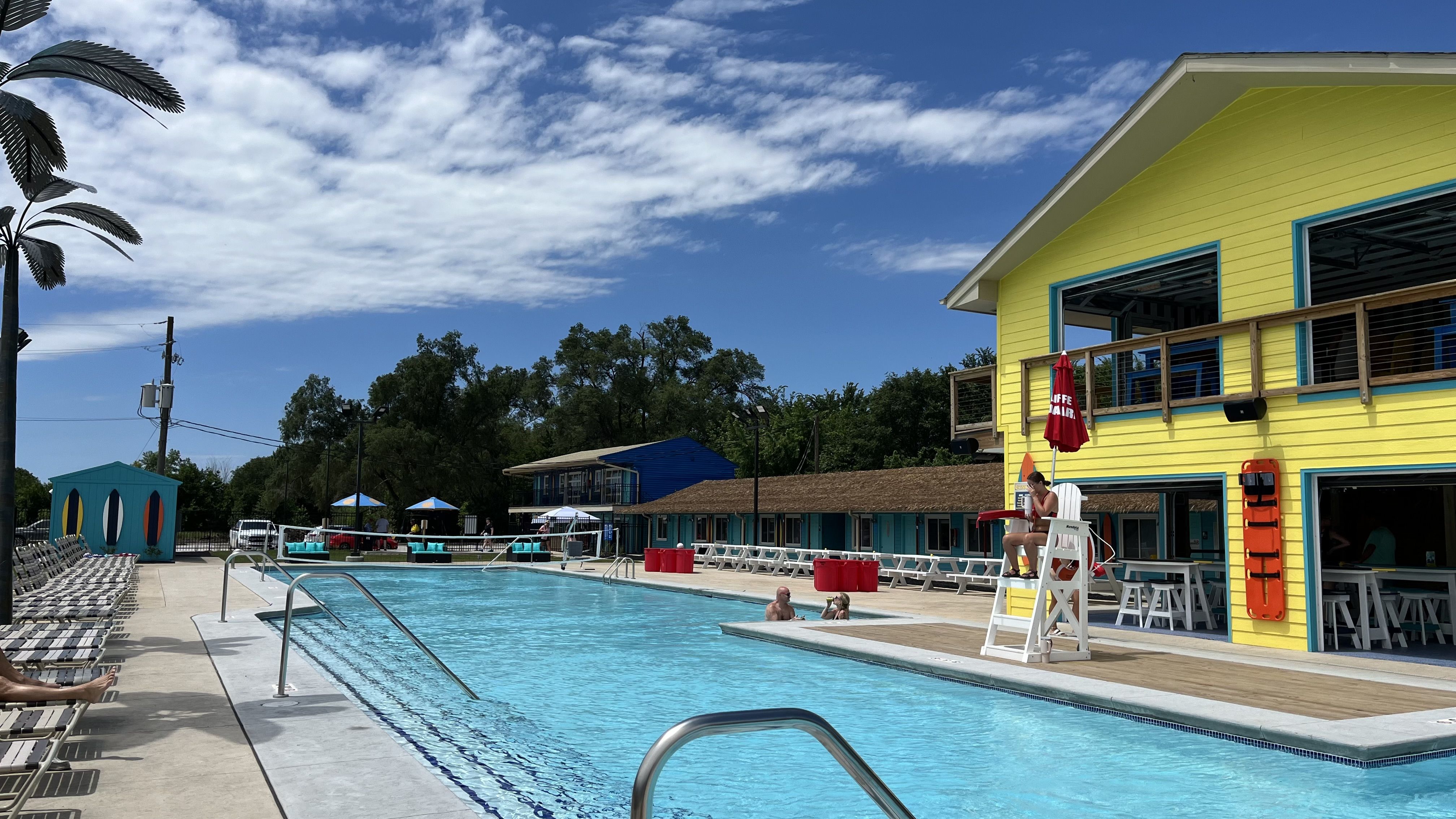 Broadway Beach House is Des Moines' new adults-only pool - Axios Des Moines