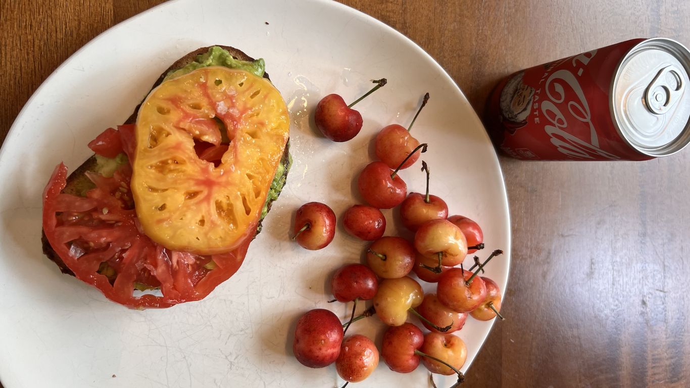1 summer lunch to go - Axios Austin