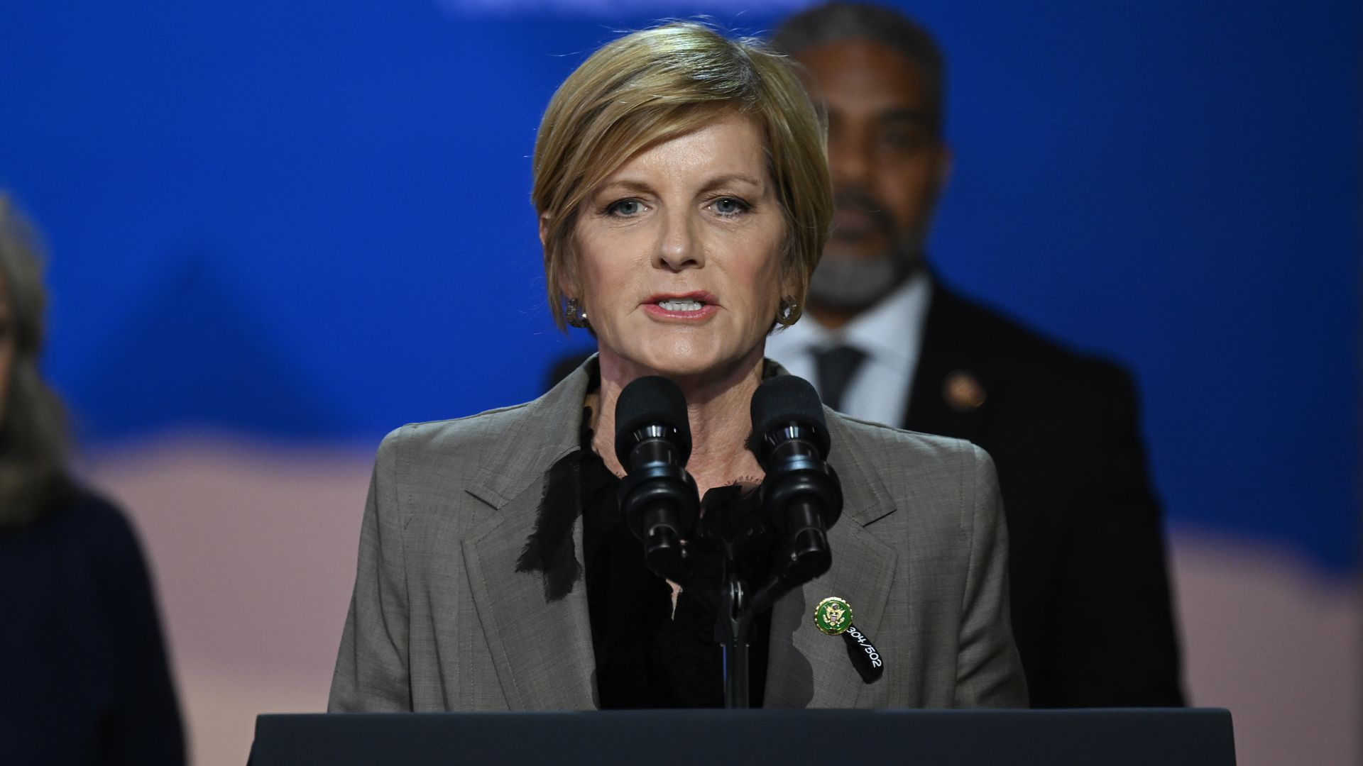 Rep. Susie Lee runs for House Democratic leadership role