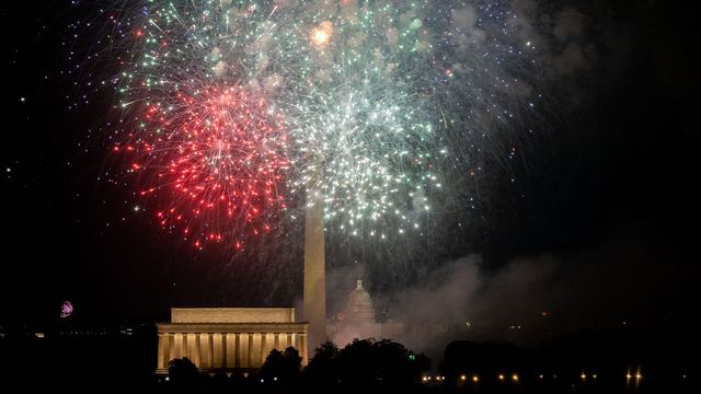 Photos: July Fourth celebrated with fireworks, parades across U.S.