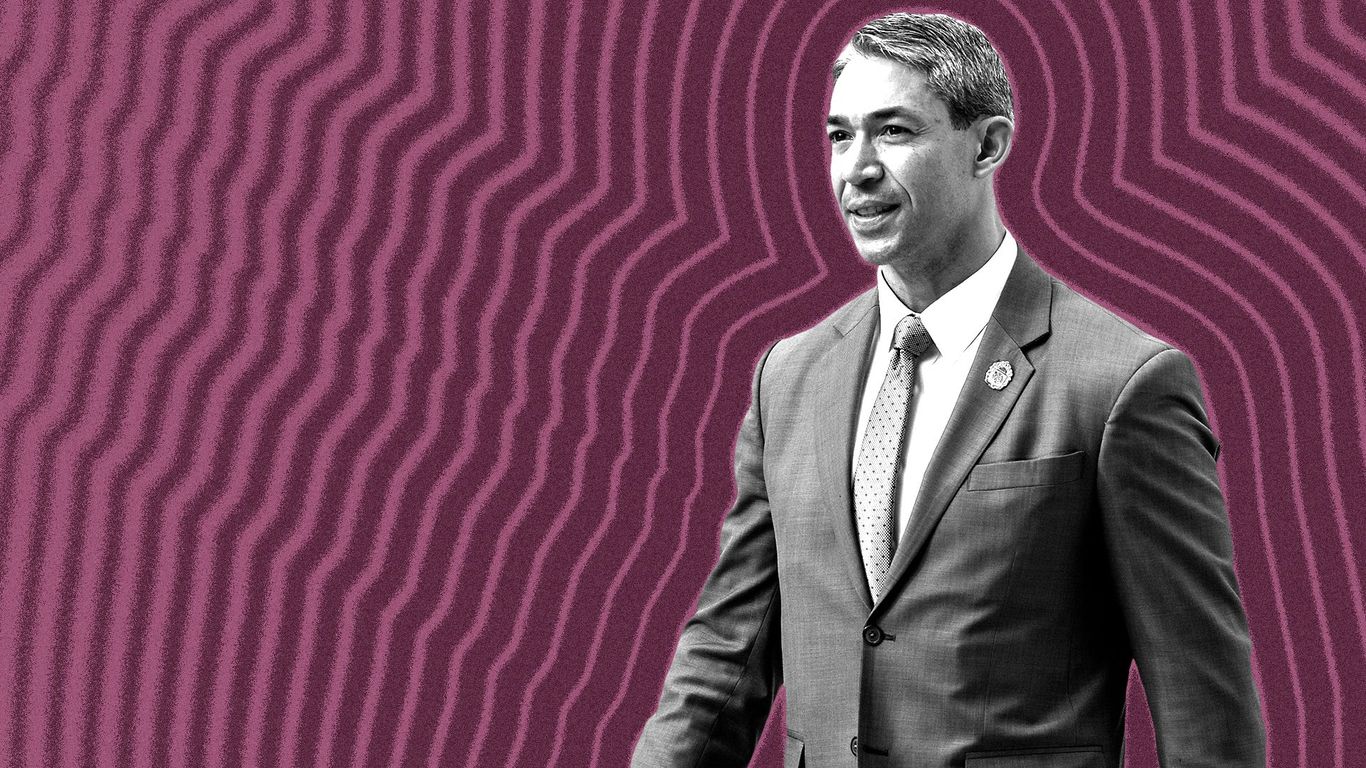 San Antonio Mayor Ron Nirenberg to meet Biden at Texas-Mexico border ...