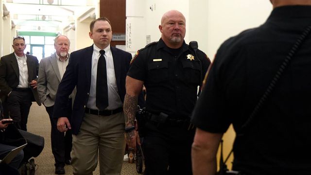 Ex Cop Aaron Deans Trial Begins In Atatiana Jeffersons Death Axios